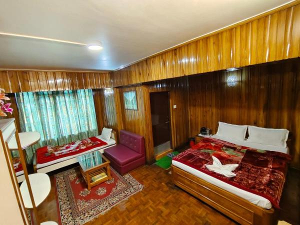 Red Rose Mountain Inn - China