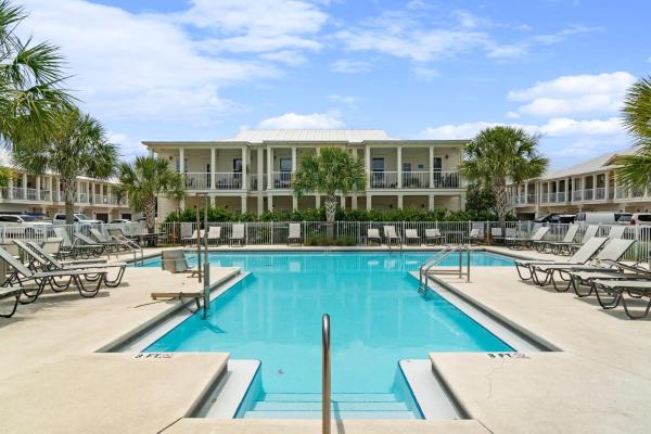 Crystal Beach Dream With Pool And Dog Park - Destin, FL