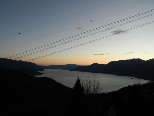 Lago Maggiore Holiday House, Lake View, Vignone - Luino