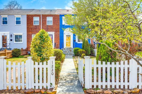 Bbq Grill& 4 Tvs Cherry Blossom Luxury Getaway - Arlington, VA