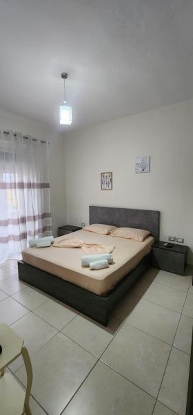 Double Room With Shared Bathroom - Tirana