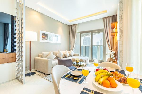 Deluxe One-bedroom Apartment In Business Bay With Burj Khalifa And Canal View - Émirats arabes unis