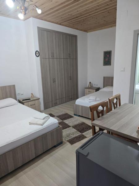 Magnolia's Private Room - Albania