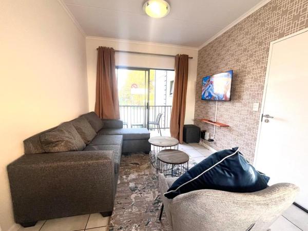 Insaka Greenpark2 Estate 2bed Apartment - Boksburg