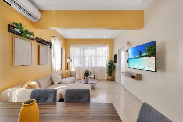 Group Vacation Home Steps From Beach And Nightlife - San Juan, Puerto Rico