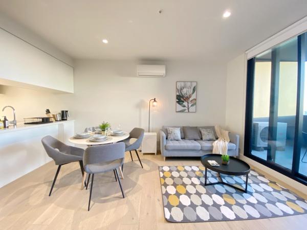 Modern Comfort - 2b2b With Balcony & Parking - St Kilda