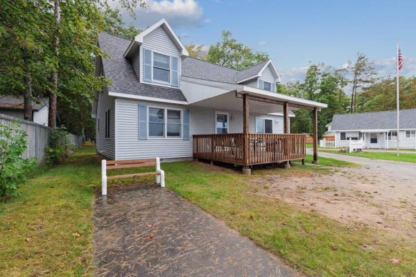 Cottages 6-7-9 - 8br Lakefront Stay For 16 - Harrisville State Park, Harrisville