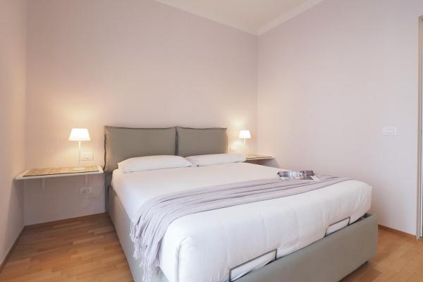 Quiet One Bedroom Near Tortona District - Monza