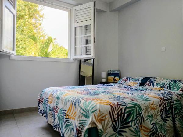 L'antillaise Proche Du Chu - Fort-de-France