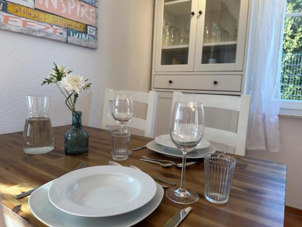 Ferienidyll Bartling Haus Vineta Wg 3 Im Alten Ortskern, Modern, Gemütlich - Zempin