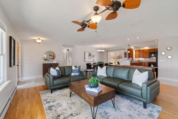 High-end Finger Lakes Escape - Expansive Game Room, Cozy Firepit, & Scenic Views - Penn Yan, NY