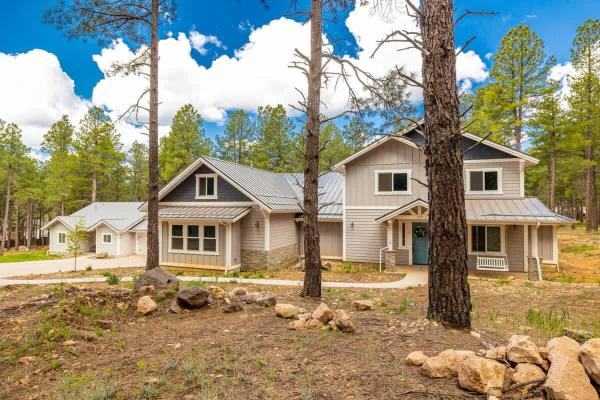Large Flagstaff Home Near Violas With Hot Tub - Flagstaff, AZ