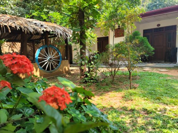 Sigiriya White Moon Resort - Sri Lanka