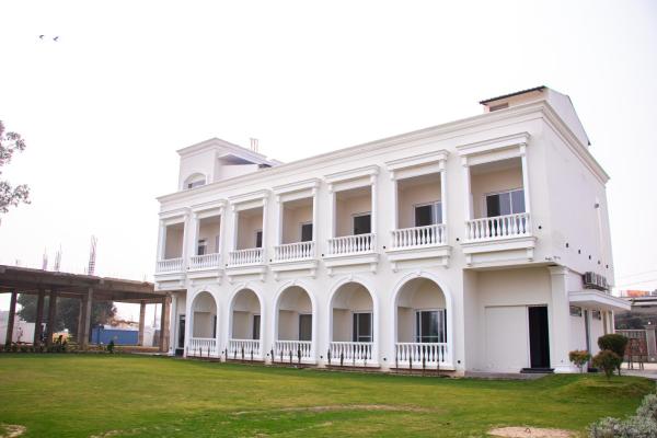 The Hidden Creek - Patiala