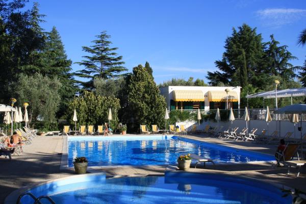 Villaggio Turistico Residence Delfino - Vieste