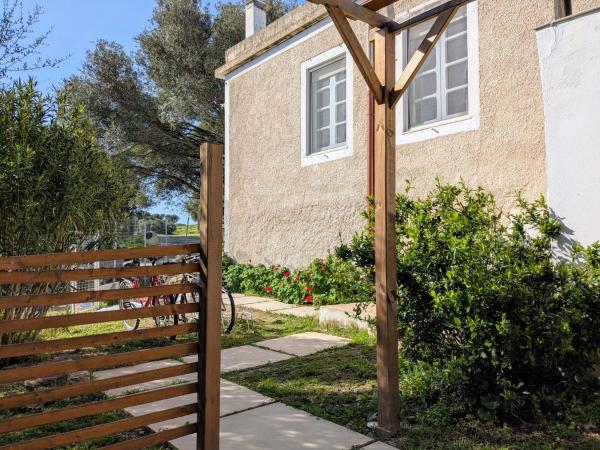 Villa Uliveto Rooms With Kitchen & Garden - Domus de Maria