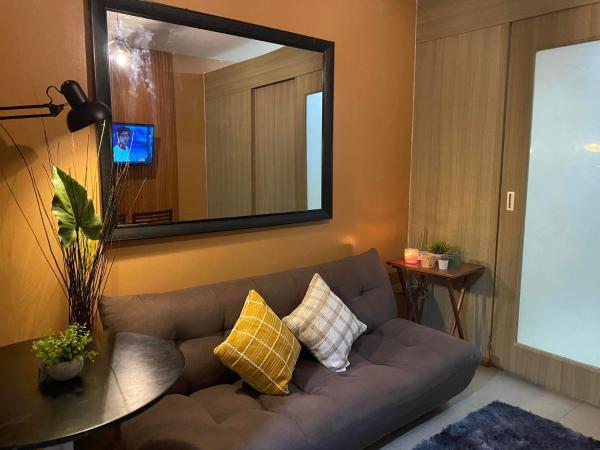 Cozy Pasay Condominium Hotel Unit With Netflix - マニラ