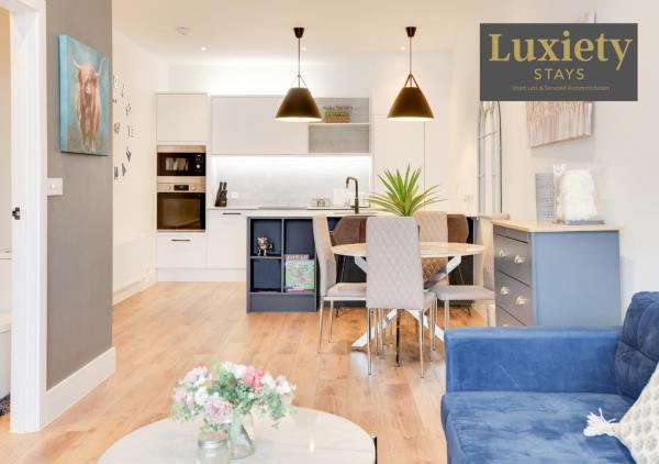Elegant & Chic 1br City Centre Nr Westcliff Beach By Luxiety Stays Serviced Accommodation - Southend-on-Sea