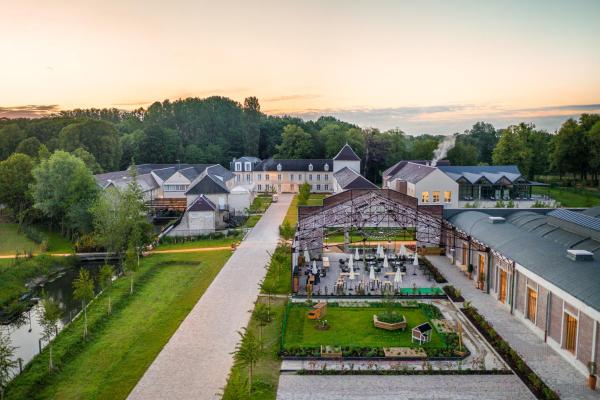 Le Grand Pavillon Chantilly - Pont-Sainte-Maxence