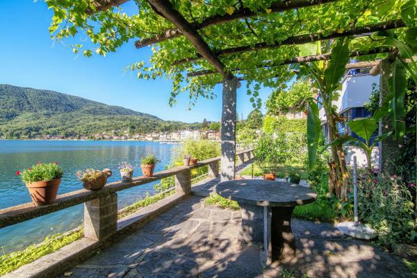 La Finestra Blu By Quokka 360 - Amazing Lake View - Schweiz