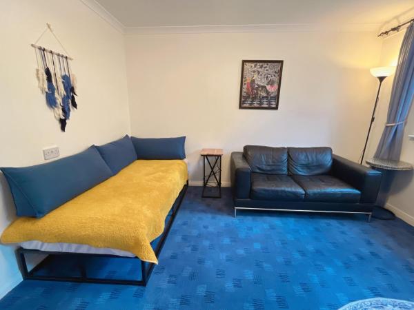 Relaxing Free Parking Space For One Room - Edinburgh