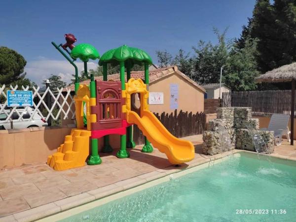 Camping 3 éToiles - Piscine - Eebicb - Alès