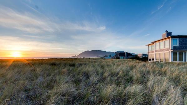 Aria 2-mca#1376 - Manzanita, OR