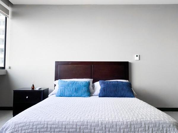 Departamentos De Lujo En Puerto Santa Ana, Guayaquil Ecuador - Ecuador