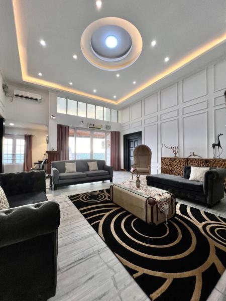 H-penthouse - Dimapur