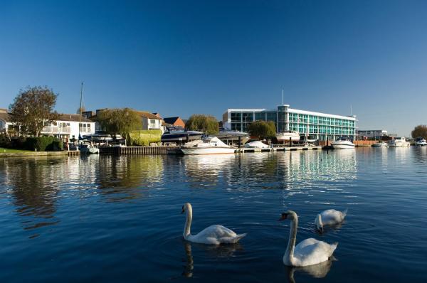 Captain's Club Hotel & Spa - Hampshire