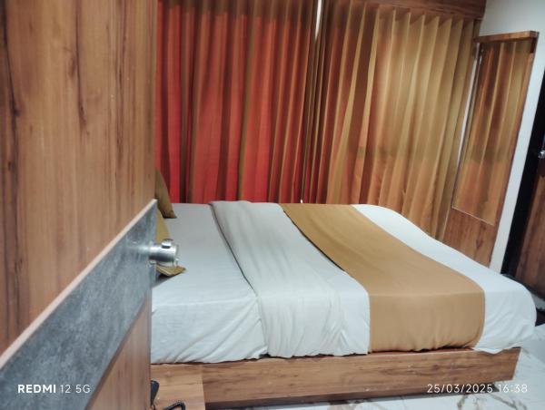 Hotel Peragon Inn - Sanand
