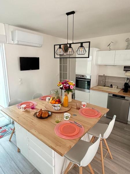 La Goélette Jolie Maison De Pêcheur à 2 Pas De La Grande Plage - Les Sables-d'Olonne