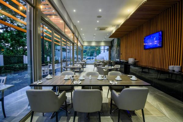 The Capital On Bath - Johannesburg