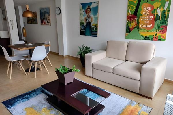 Cálido Apartamento En El Centro Histórico De Cali. - Versalles