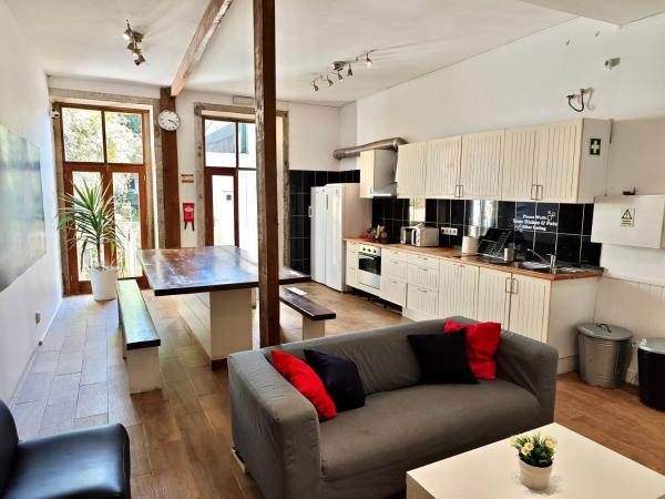 Guesthouse Bragas Porto Center - Porto