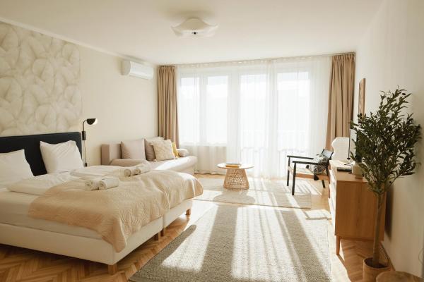 Podmaniczky Terrace Retreat With Ac - Budapeste