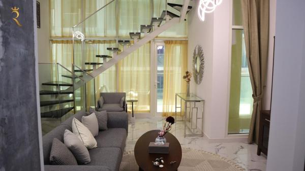 Cozy 2br Masdar Pool Parking And Near Airport - Aeropuerto de Abu Dabi (AUH)