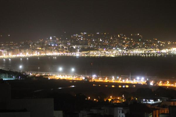 Maison D'appartements Vue Mer - Luxe Tangeroi & Confort Européen - Tangier