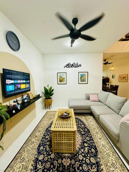 Cozy All Four Bedroom With Aircond Stay Wifi And Netflix - Teronoh