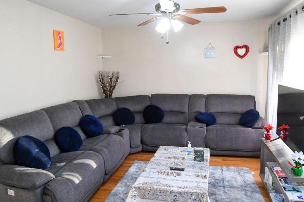 Home Away From Home - Wilmette, IL