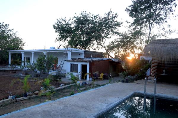 Neels Camp Resorts - Panna