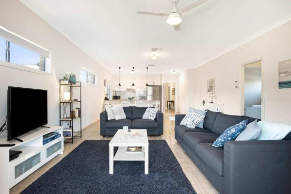 Brookings Perch - Riverside Stay Near Cafés & Wharf - Goolwa