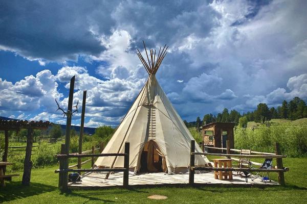 New Mexico Glamping Tipis - New Mexico