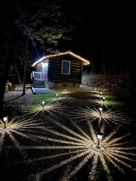 Unique Vacations At This Wonderful Vintage Caravan In Franklin, North Carolina - Franklin, NC