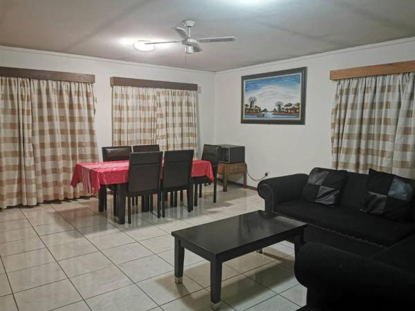 Charming Tshwane Bb With Secure Entrance Central Ac - Pretoria