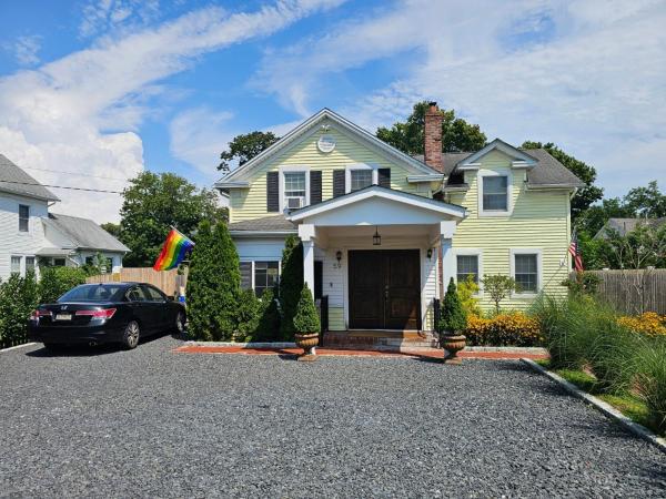 Come As You Are Inn Llc - State of New York