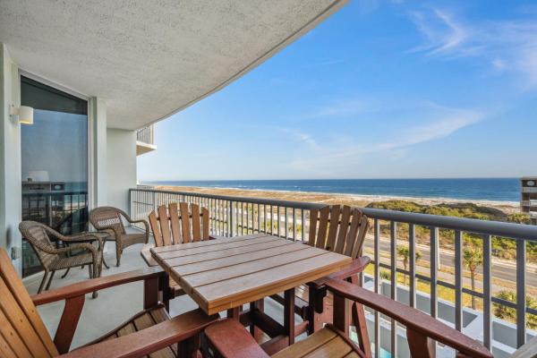 Emerald Dolphin Unit 530 - Pensacola Beach, FL