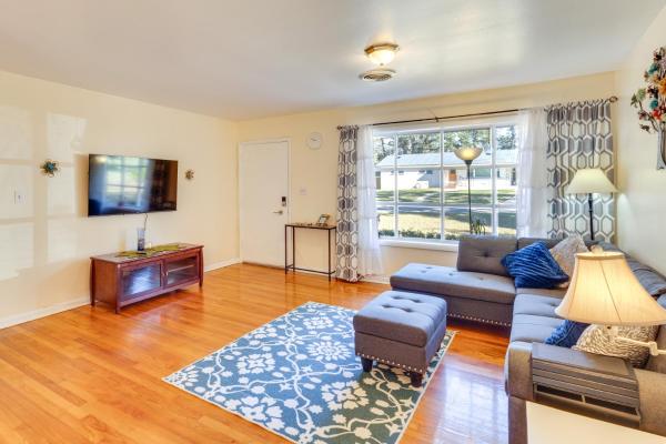 4 Mi To Fsu! Family Gem W/ Deck In Tallahassee - Tallahassee, FL