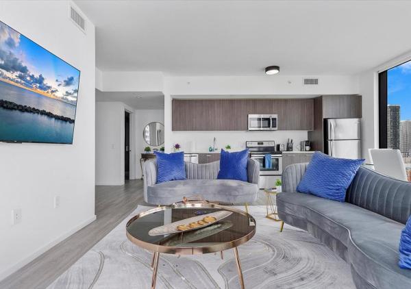 X Lounge Ii-highline Corner Residence - Miami, FL