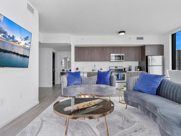 X Lounge-contemporary Corner Residence - Miami